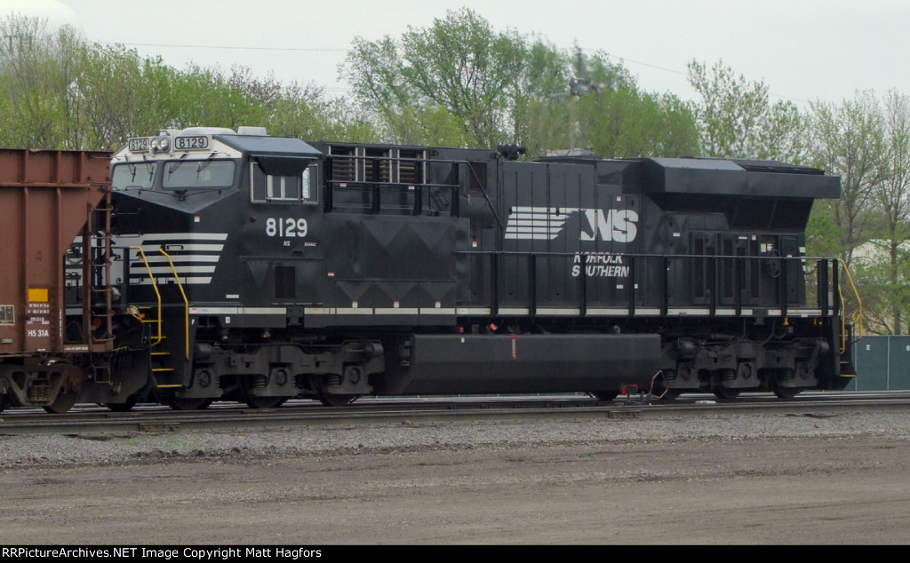 NS 8129